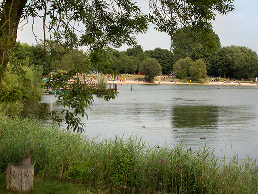 Cotswold Country Park and Beach Cotswolds inland beach and swimming ...