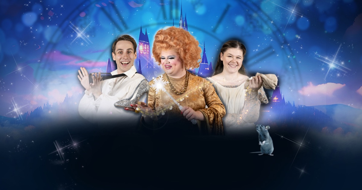 Win a family ticket to see Cinderella at The Roses Theatre Tewkesbury